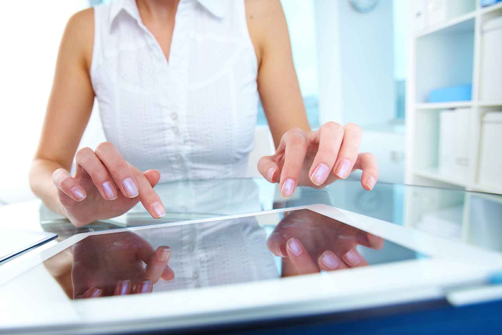 Online Fax: Transforming Business Communication with CloudXentral 2024